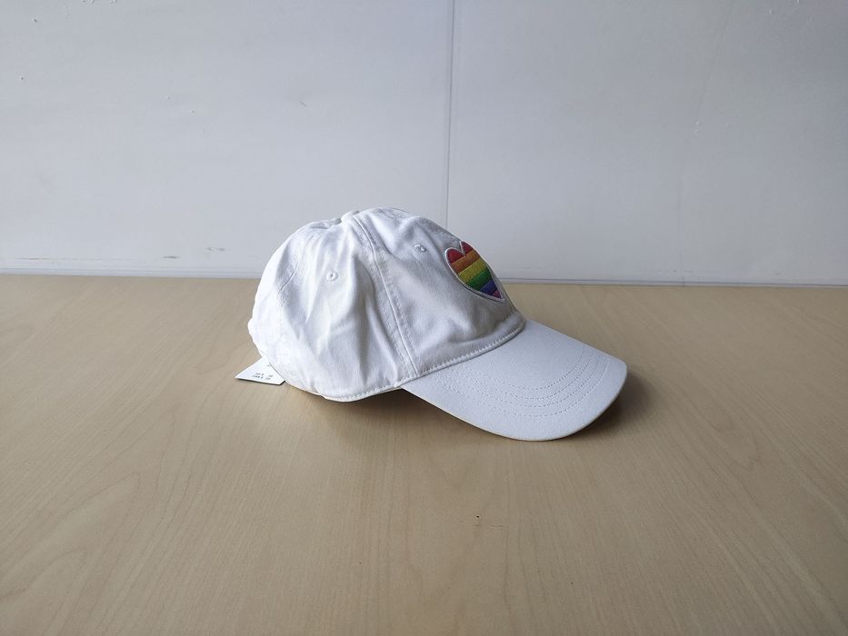 Abercrombie & Fitch Abercrombie & Fitch Rainbow Love Pride Baseball Cap ...