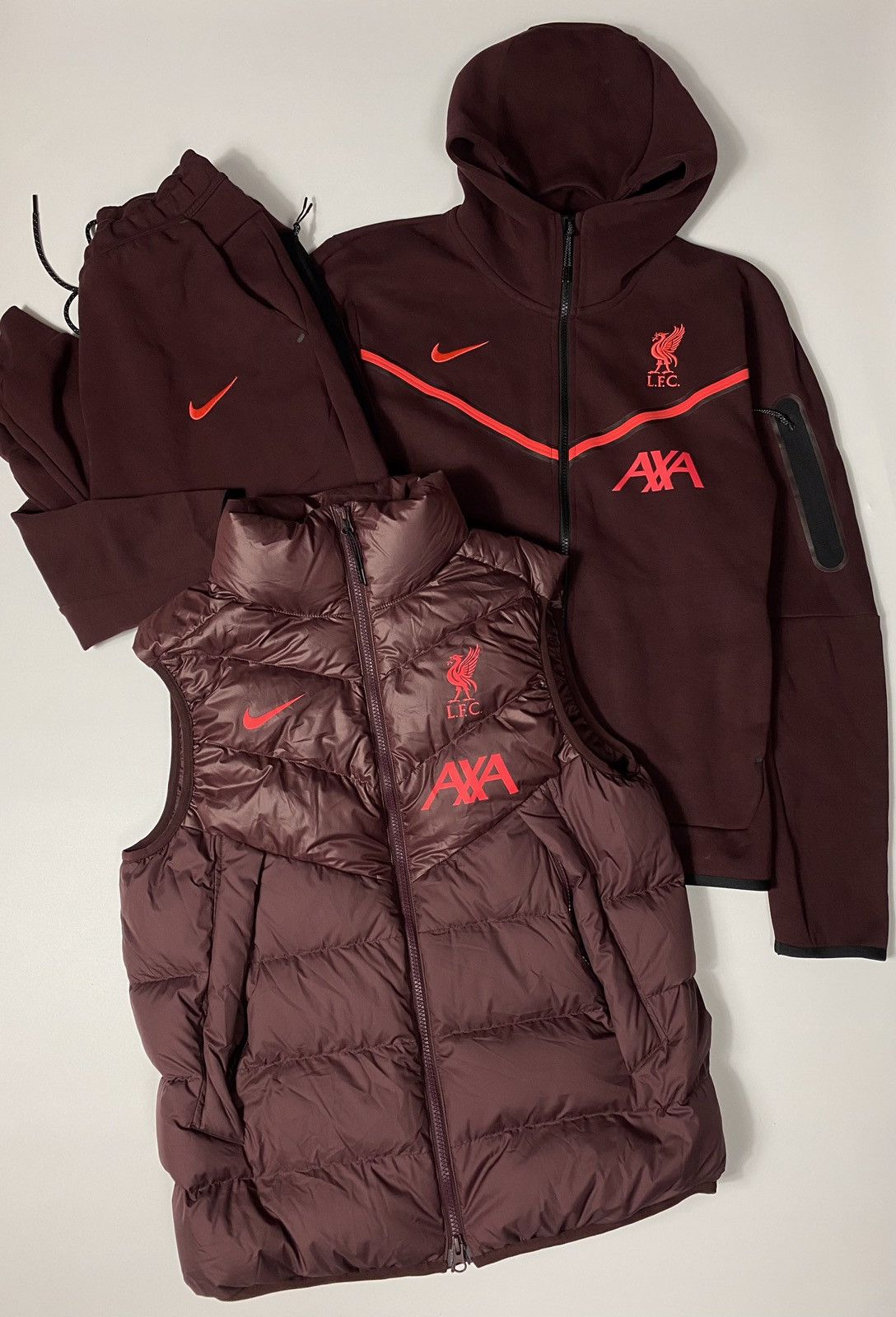 Nike 🔥🔥RARE Tech Fleece Set + Vest 2022/2023 Liverpool LFC | Grailed