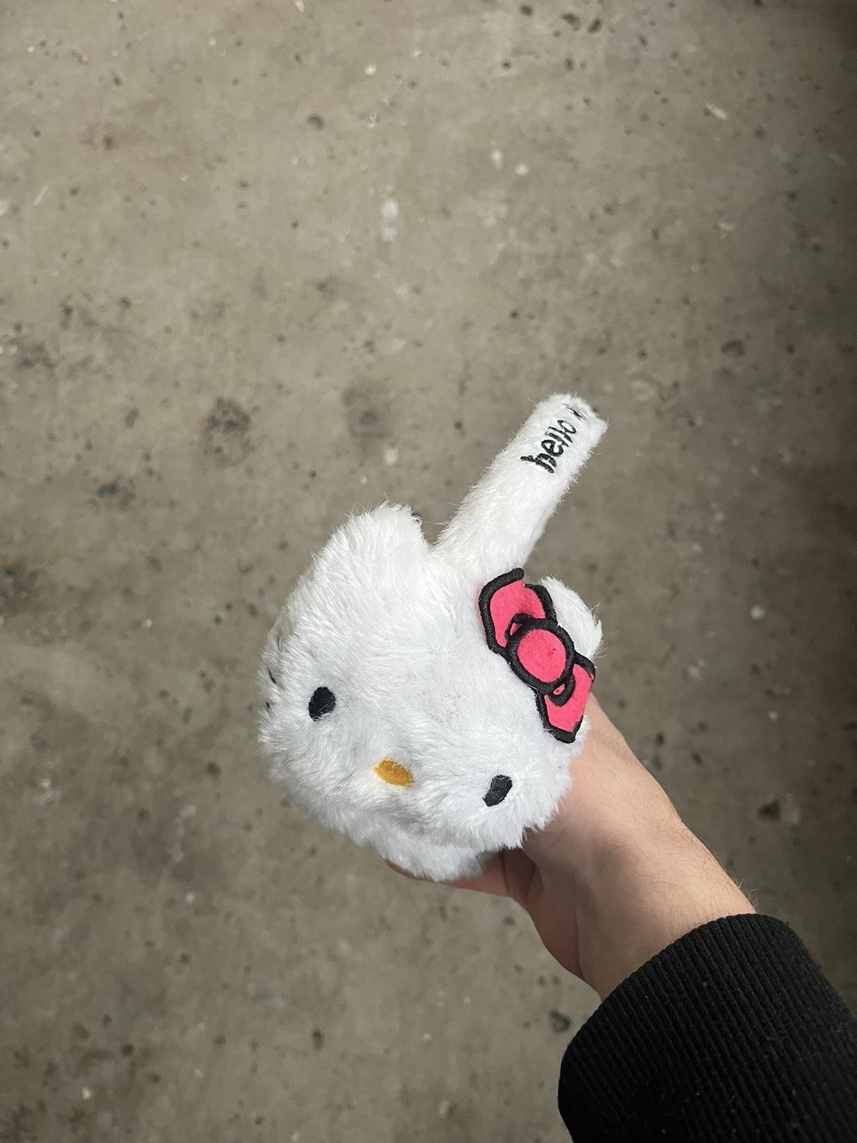 Cartoon Network Hello Kitty White Earmuffs | Grailed