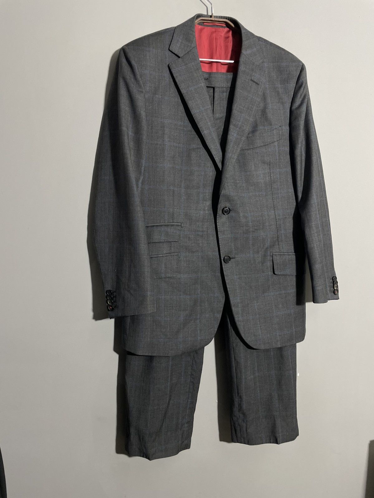 Suitsupply Suitsuply Men’s Check Pattern Suit size 50R | Grailed