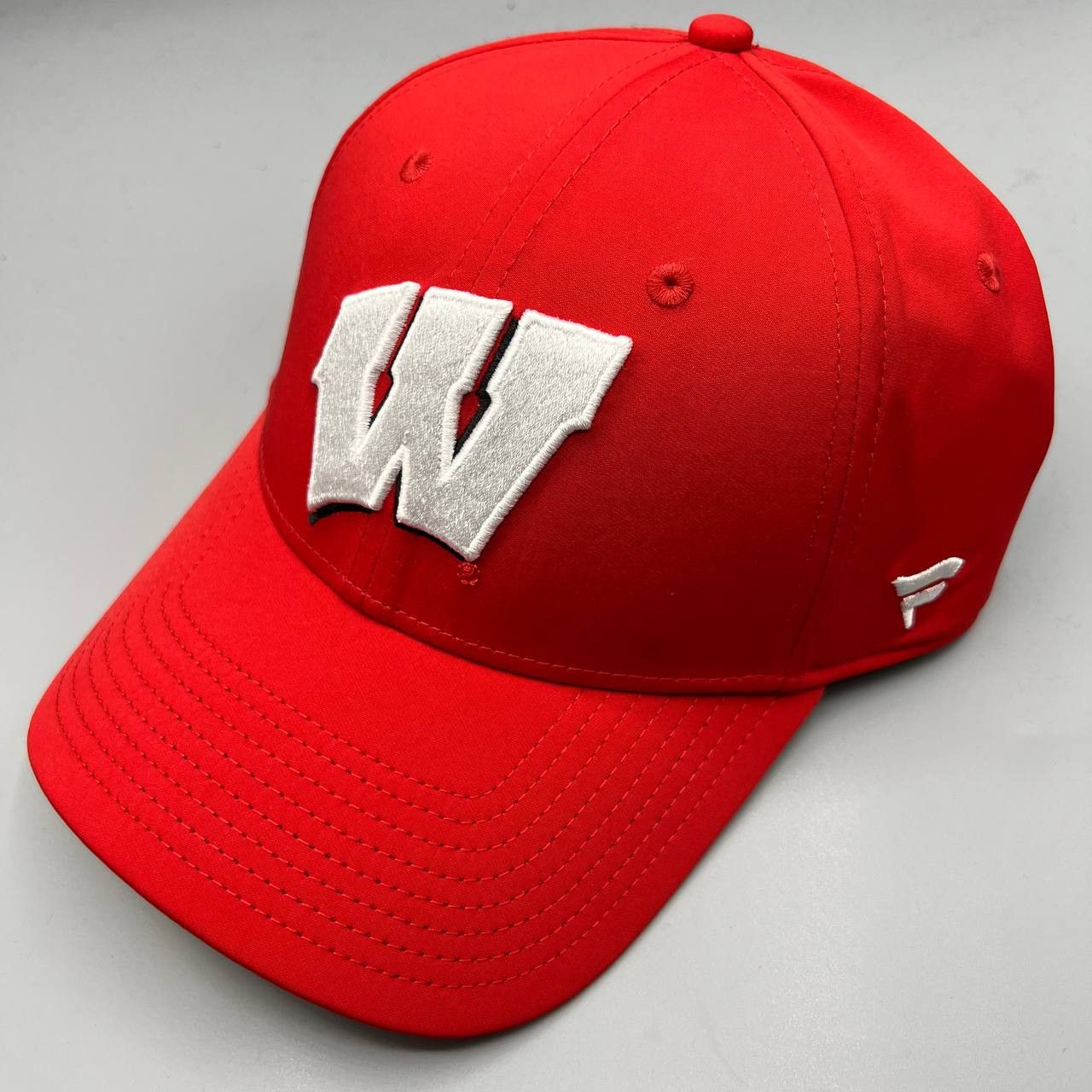 Ncaa Wisconsin Badgers Hat Men M-L Fanatics Stretch Fitted Cap | Grailed