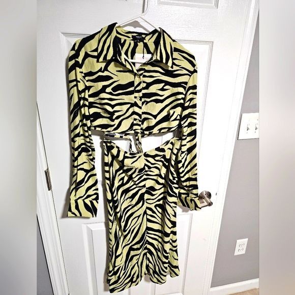 Shein Women's Shien Dress / Set Green Black Zebra Print | Grailed