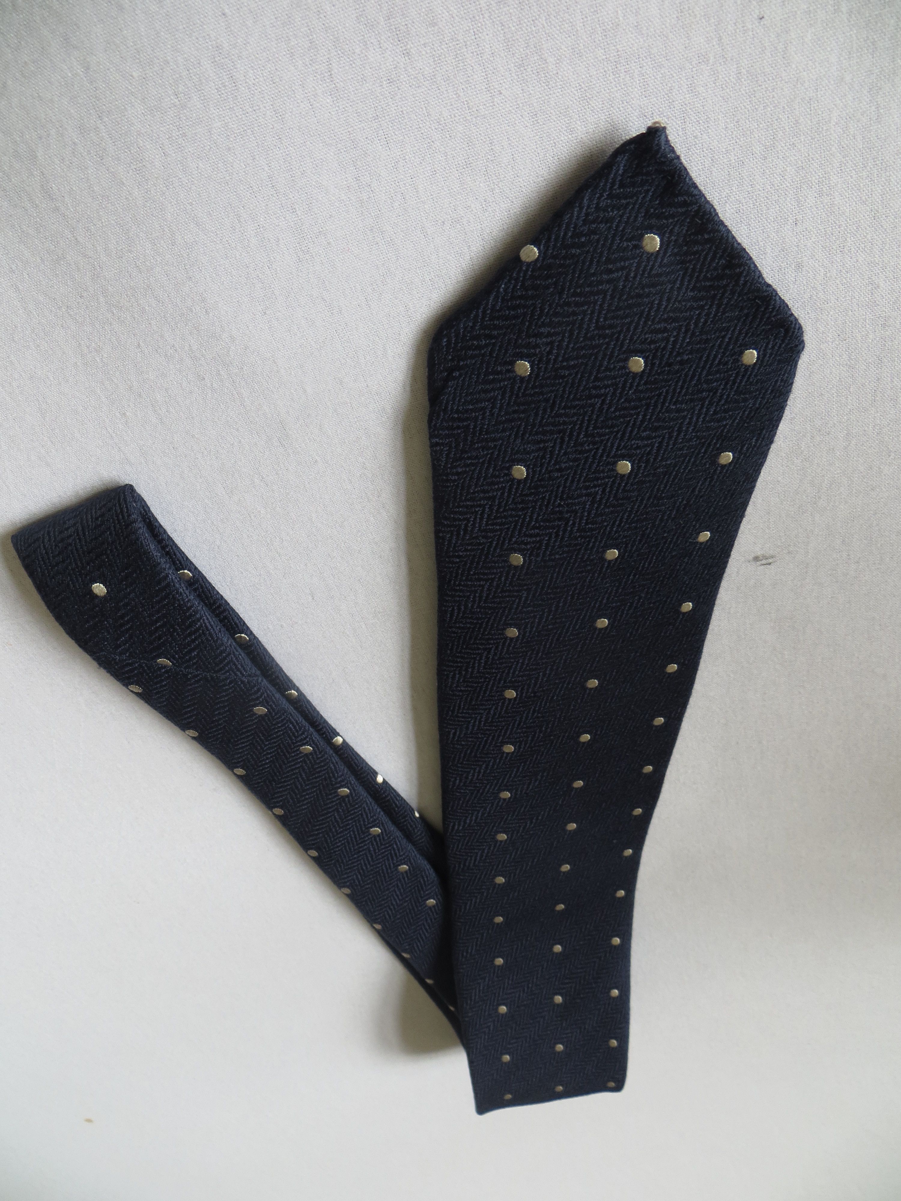Drakes Hand Rolled Edge Linen And Silk Hand Rolled Edge Tie Grailed