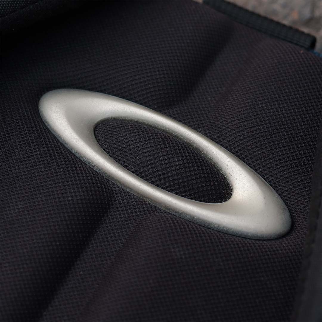 Oakley Oakley Icon Backpack 2.0 Black Navy - Y2K Bag | Vintage | Grailed