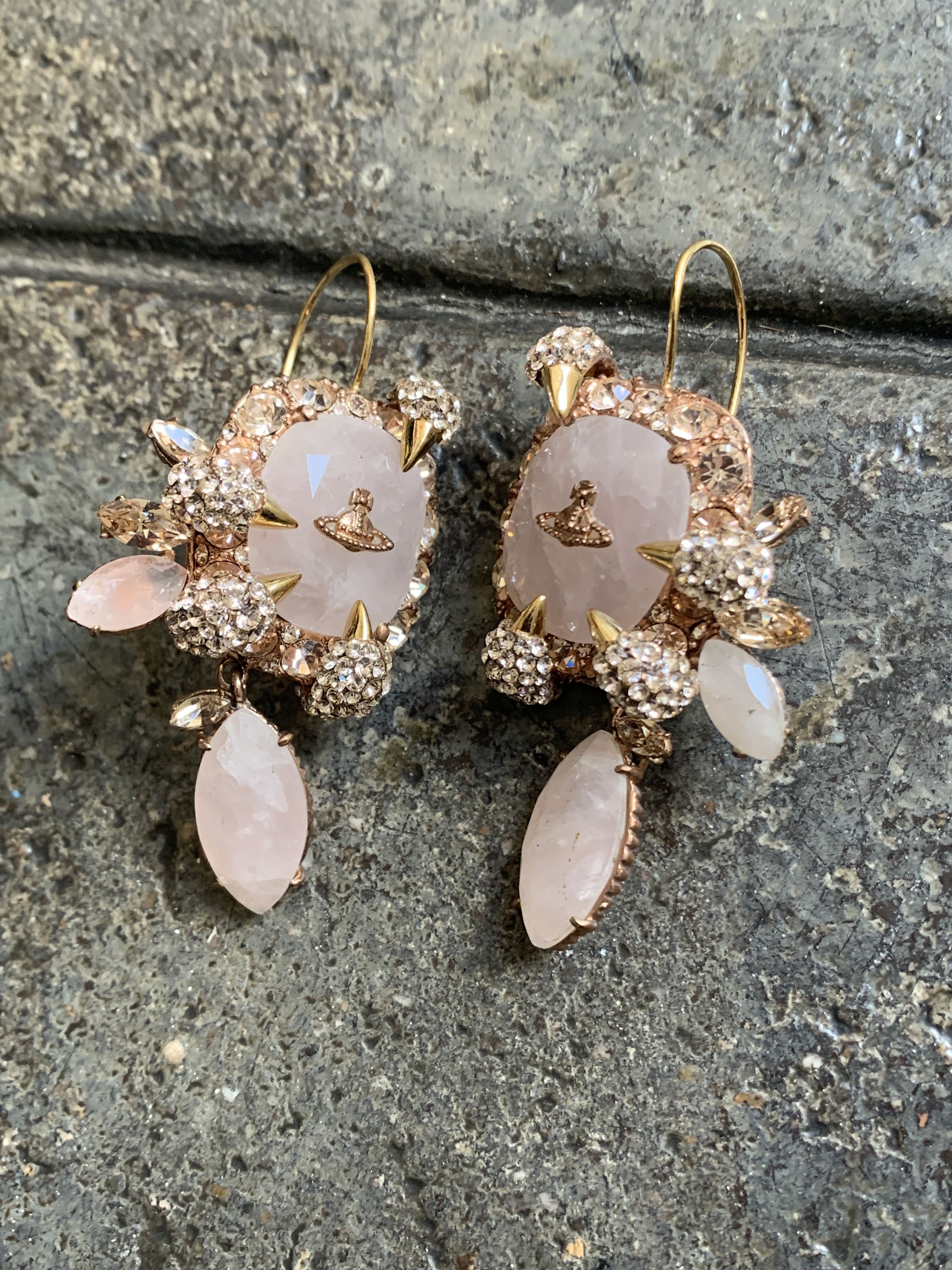 Vivienne Westwood Vivienne Westwood Kat Orb Stud Pierced Vivienne Westwood Vivienne Westwood Kat Orb Stud Pierced