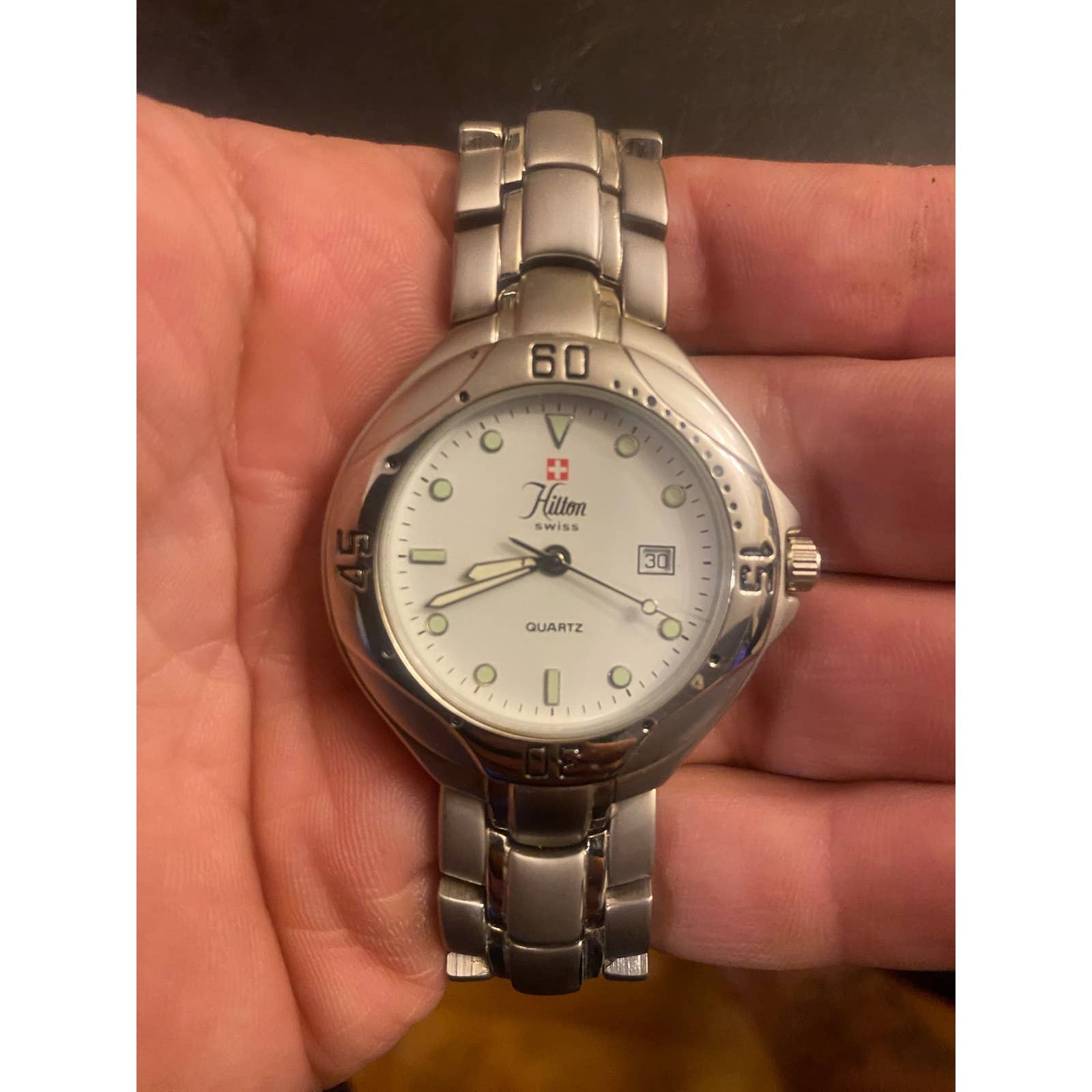 Hilton Exclusive Hilton Swiss Silver Tone Mens Watch! New Battery ...