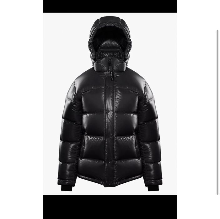Aritzia Aritzia Super World Super Puff Jacket in Hi-Gloss Black. | Grailed