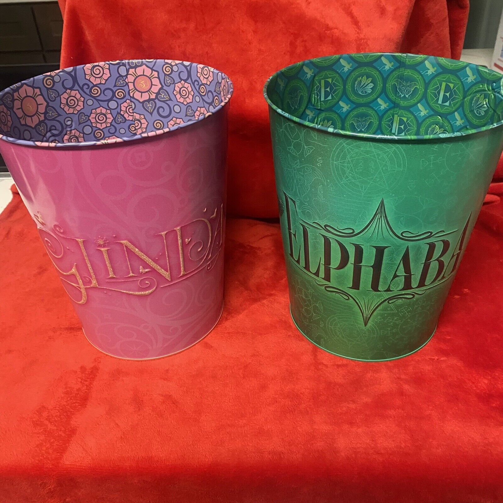 Wicked Clothing Wicked Elphaba & Glinda Popcorn Bucket RoundTin Set AMC ...