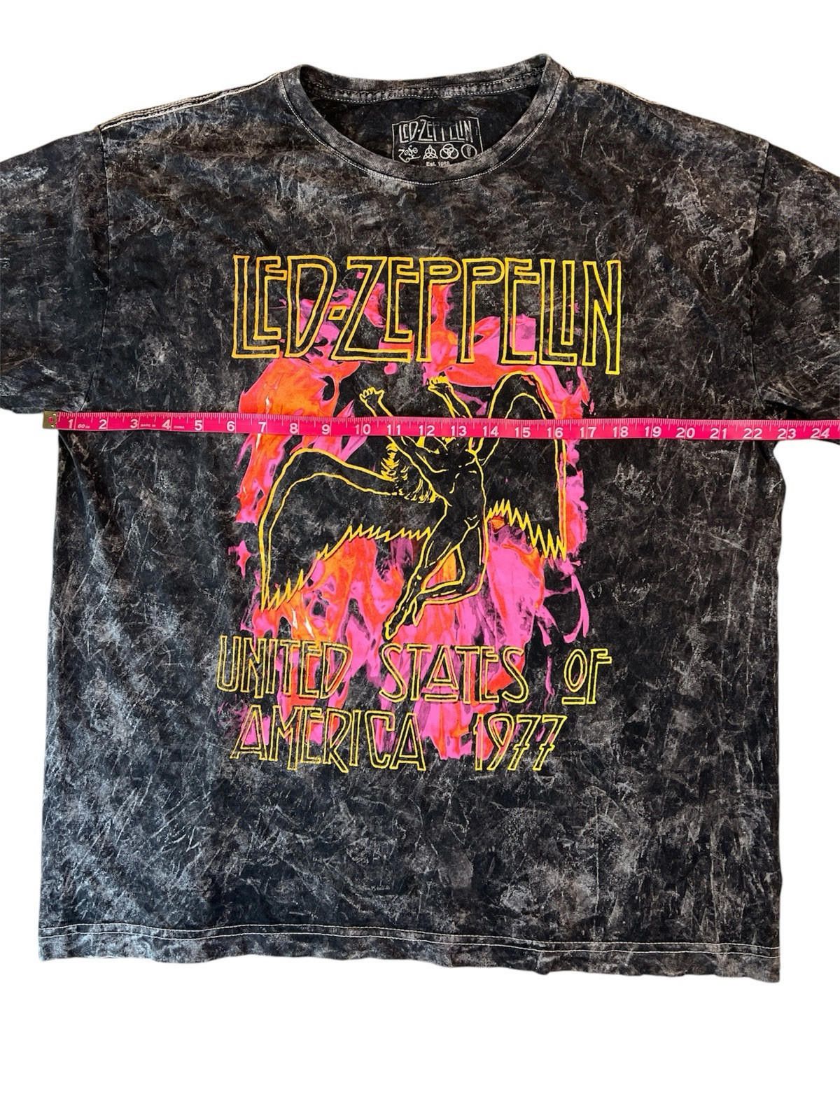 Designer Led Zeppelin L acid wash graphic band concert America 1977 ...