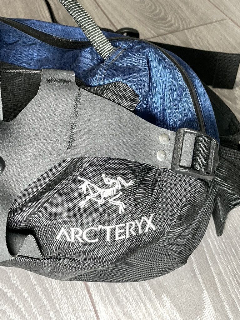 Arc'Teryx ARCTERYX Q5 5L Lumbar Fanny Backpack Pack | Grailed
