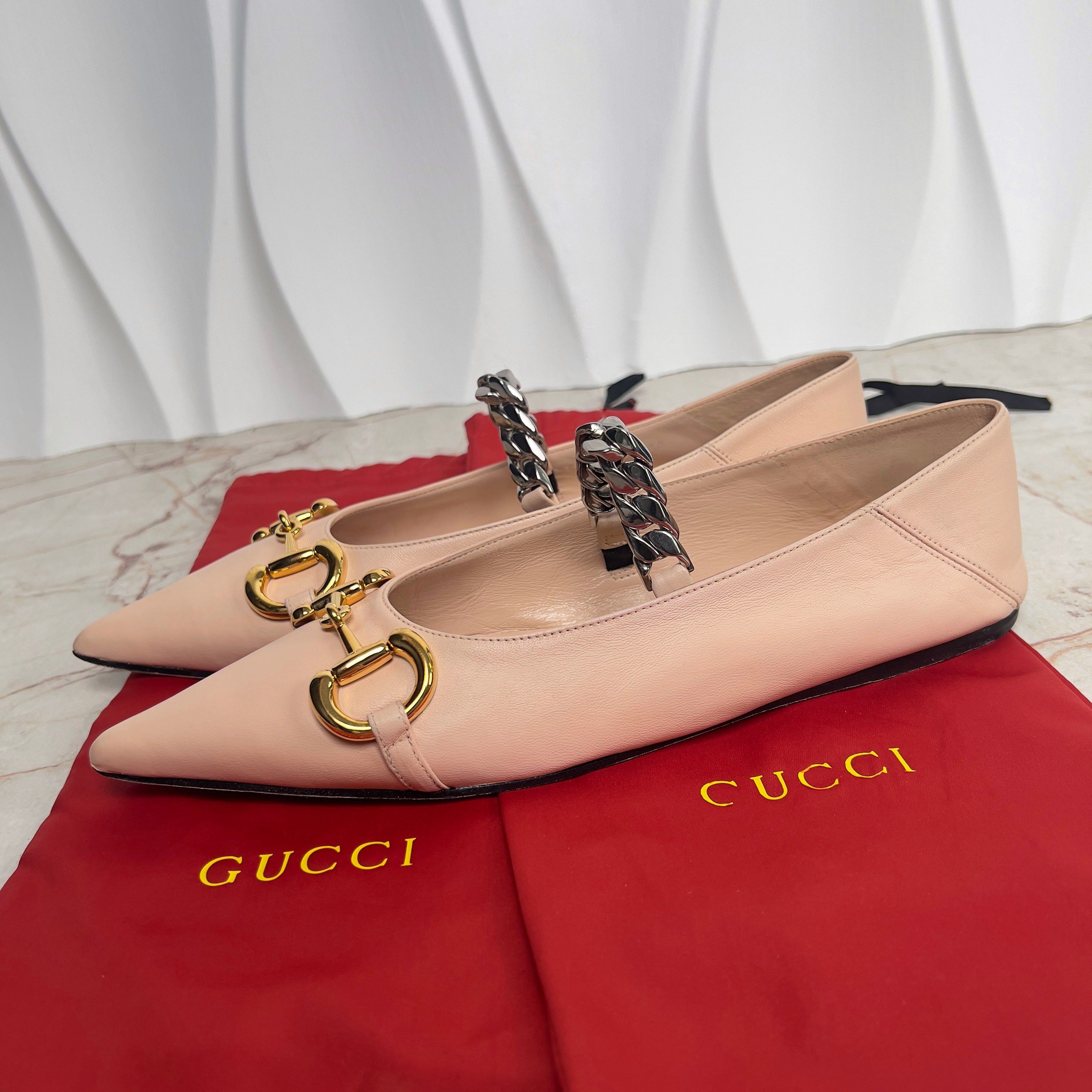 Gucci Deva Beige Leather Point Toe Horsebit Silver Chain Flats | Grailed