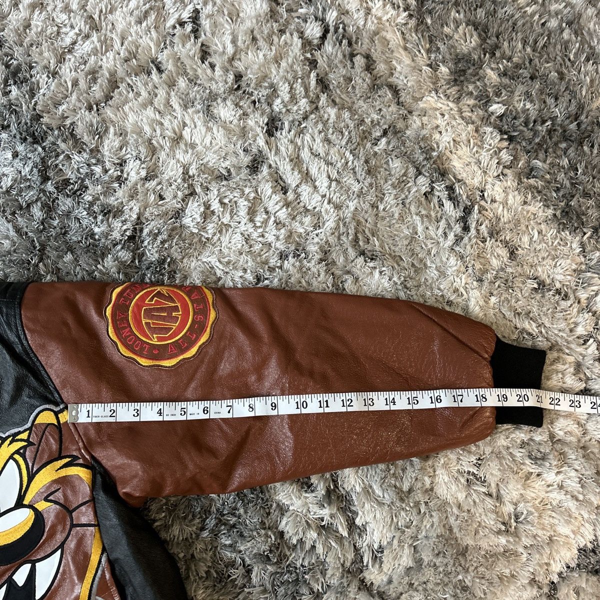 Vintage Vintage Taz Leather Jacket Y2K Looney Tunes Tasmanian Devil ...