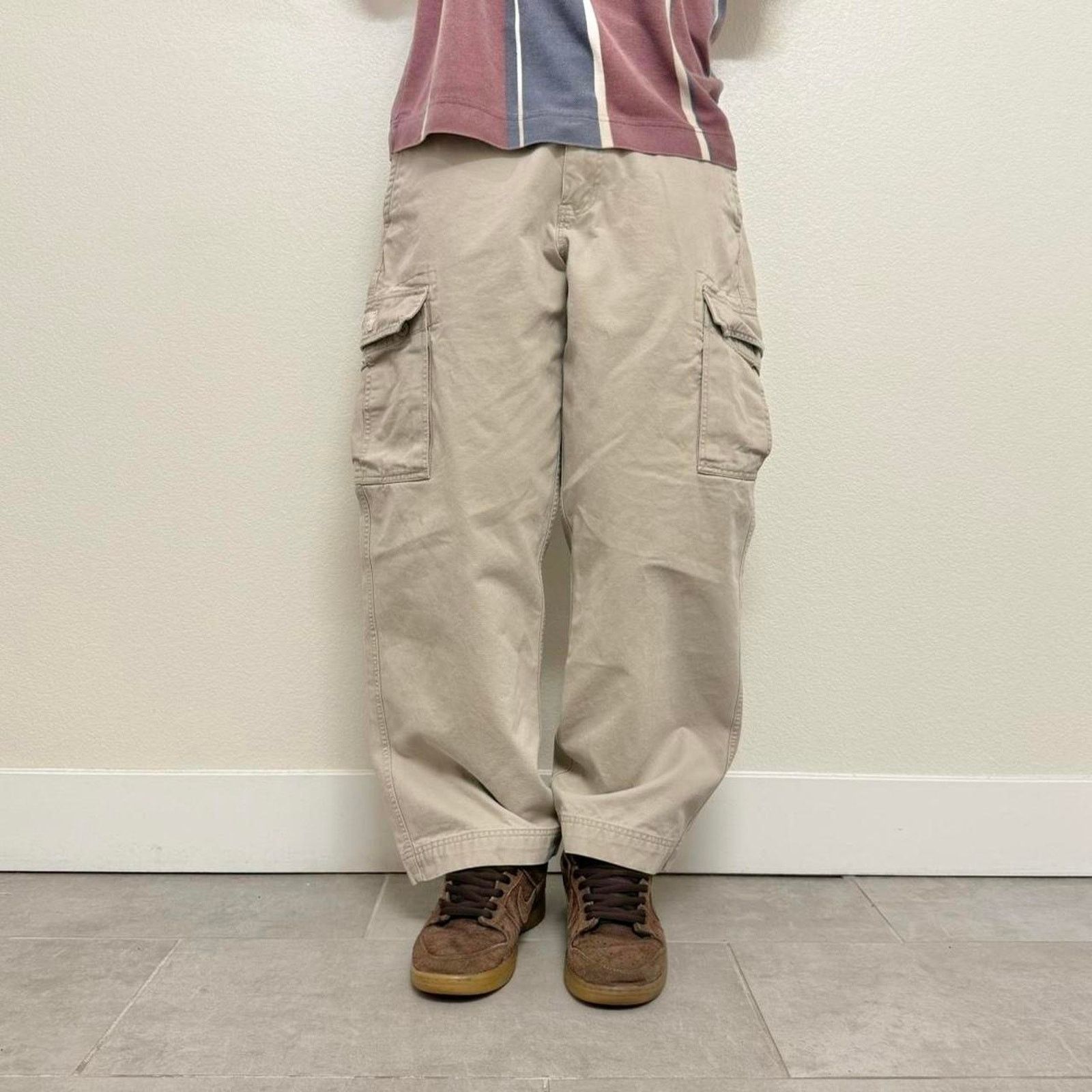 Wrangler Baggy wide leg cream cargo pants | Grailed