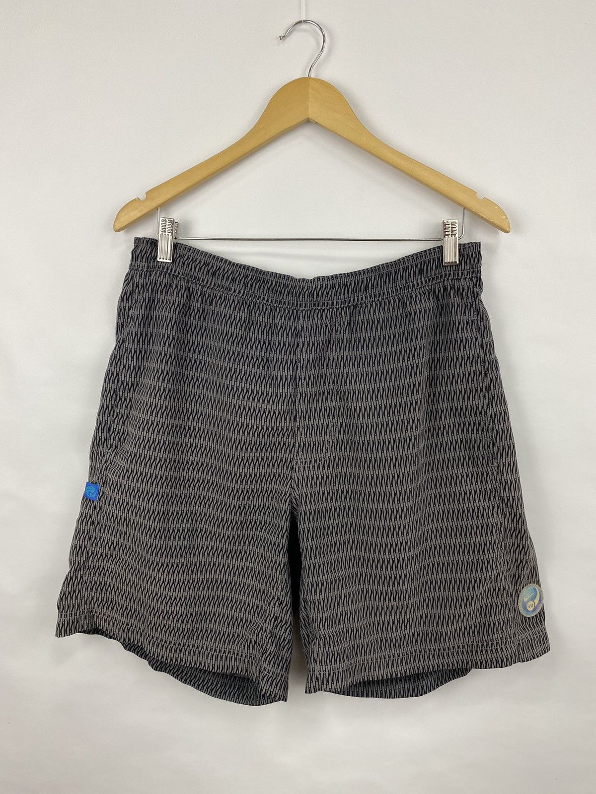 Nike × Streetwear × Vintage 🇺🇸 Vintage 90s Nike VB Nylon shorts swoosh ...