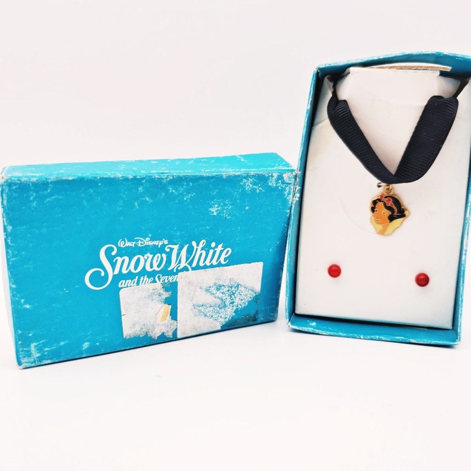 Disney Enchanting Disney X AAi Snow White Jewelry Set | Grailed