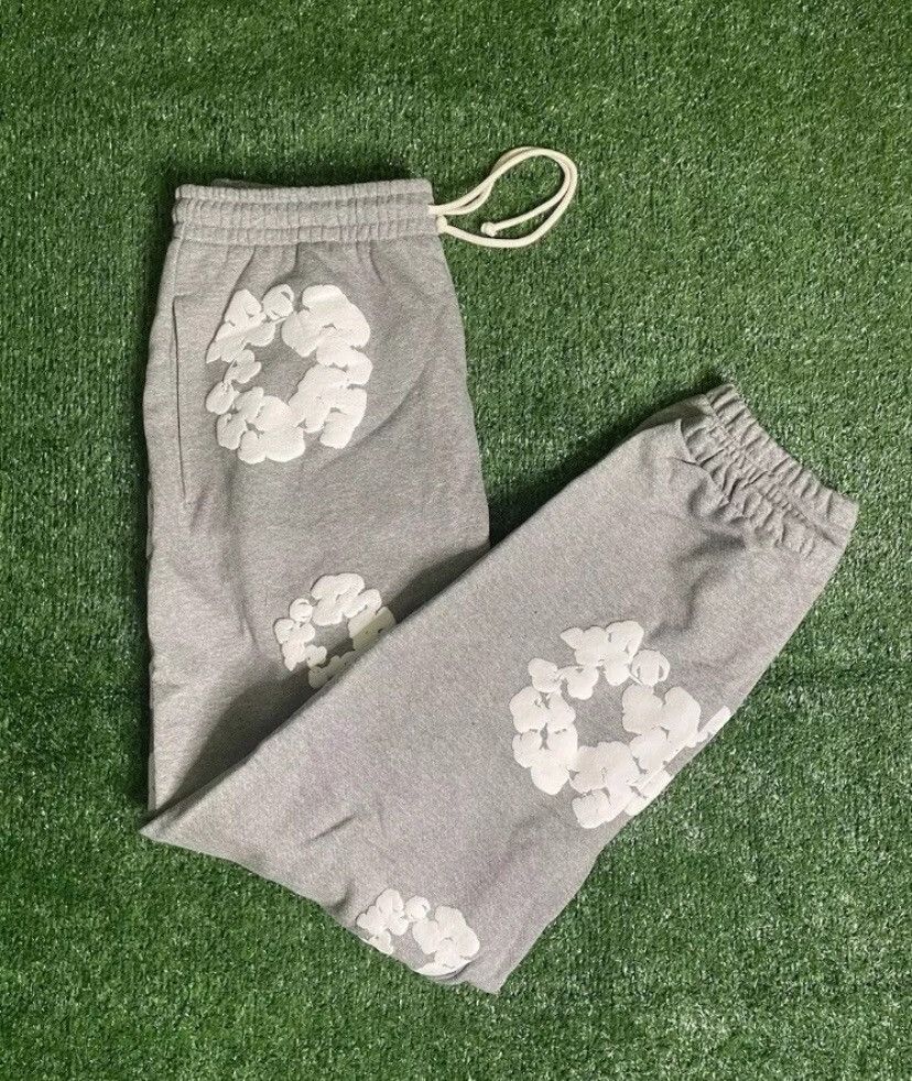 DENIM TEARS Denim Tears “The Cotton Wreath” Gray Sweatpants SS23 (M ...