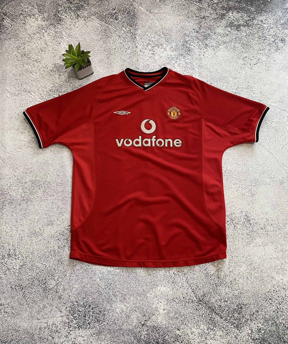 Vintage Vintage Umbro Manchester United 2000/02 Home Football Jersey ...