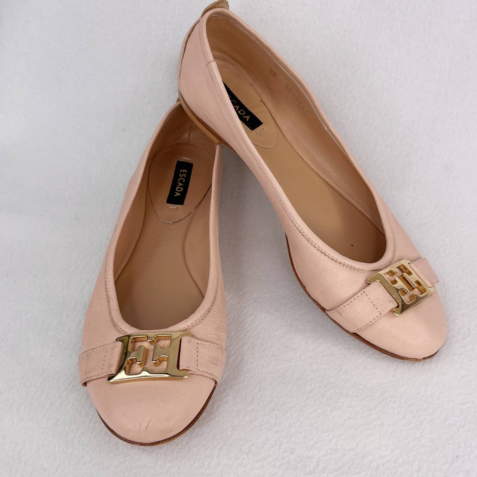 Escada Escada Ballet Flats Pale Pink 36 Gold Tone Hardware Italy | Grailed