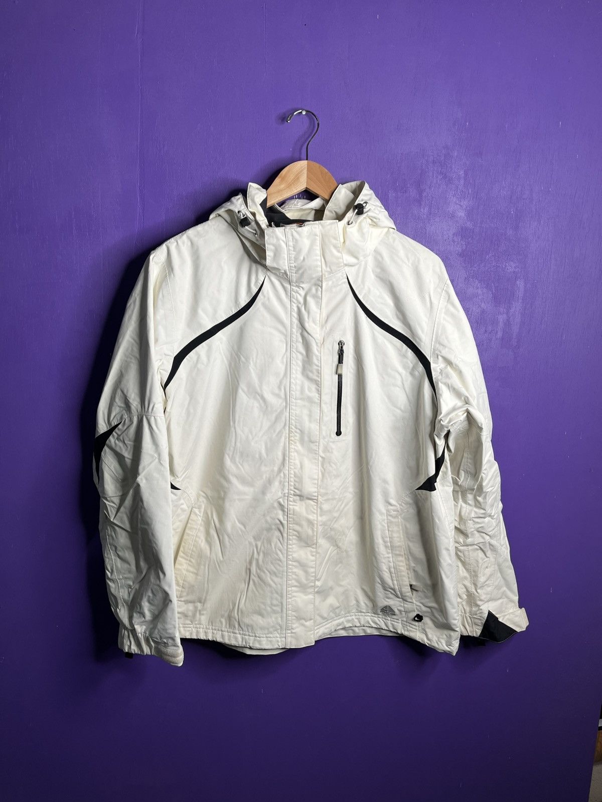 Nike ACG × Vintage Vintage 00s Nike ACG white anorak jacket | Grailed