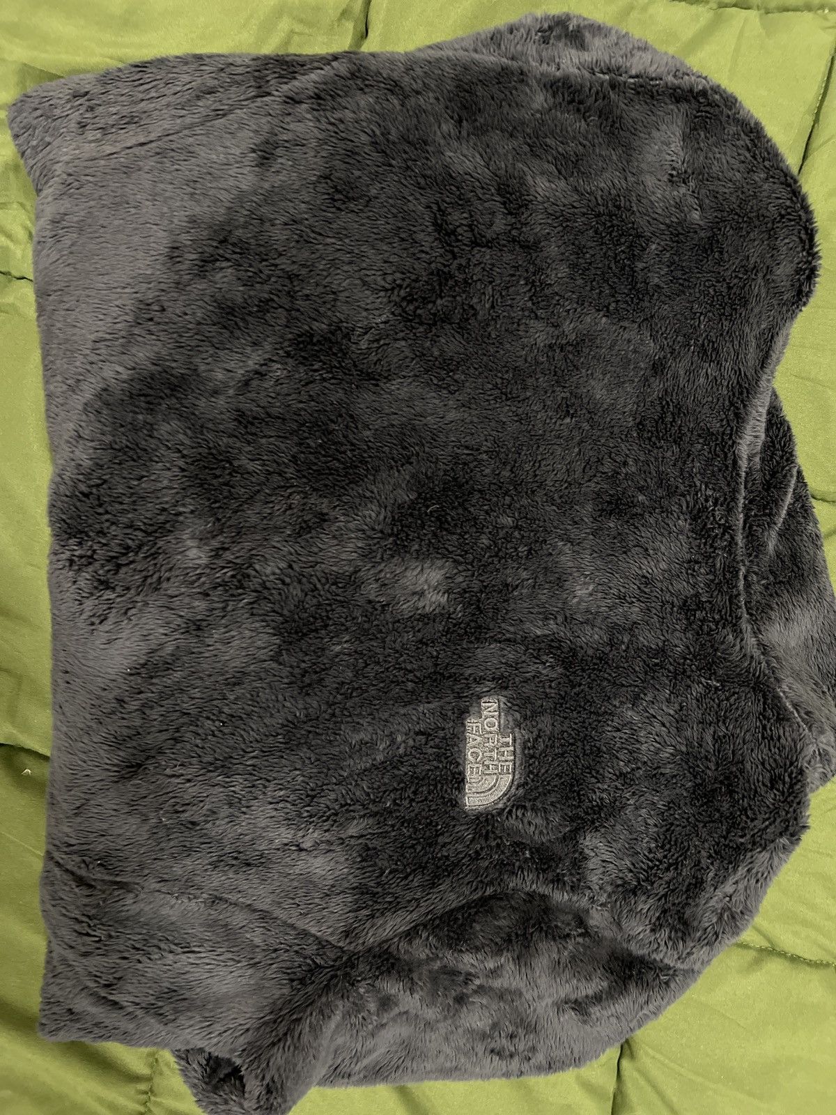 The North Face Woman’s Osito Silken Raschel Fleece Jacket | Grailed