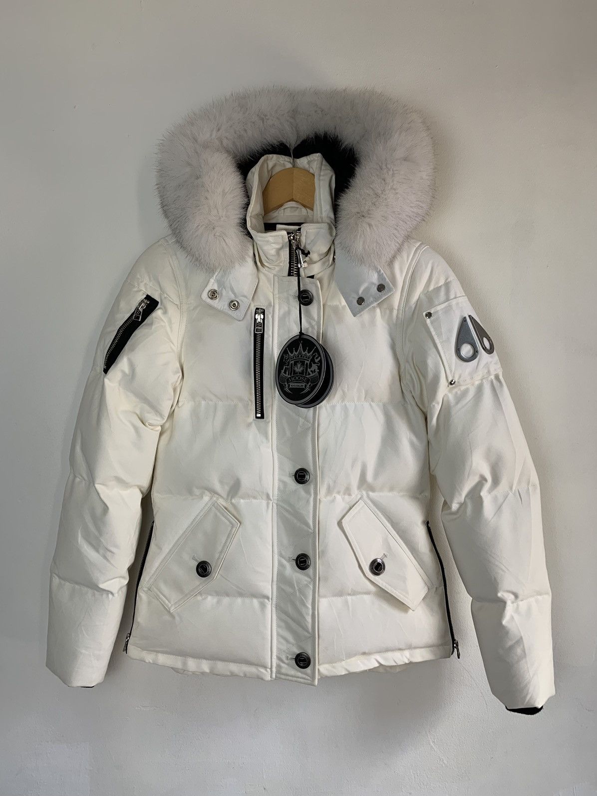 Designer × Moose Knuckles 💥Dead stock Moose Knuckles Q3 winter puffer ...