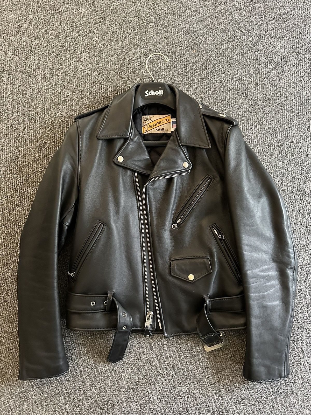 Schott 613 Perfecto | Grailed