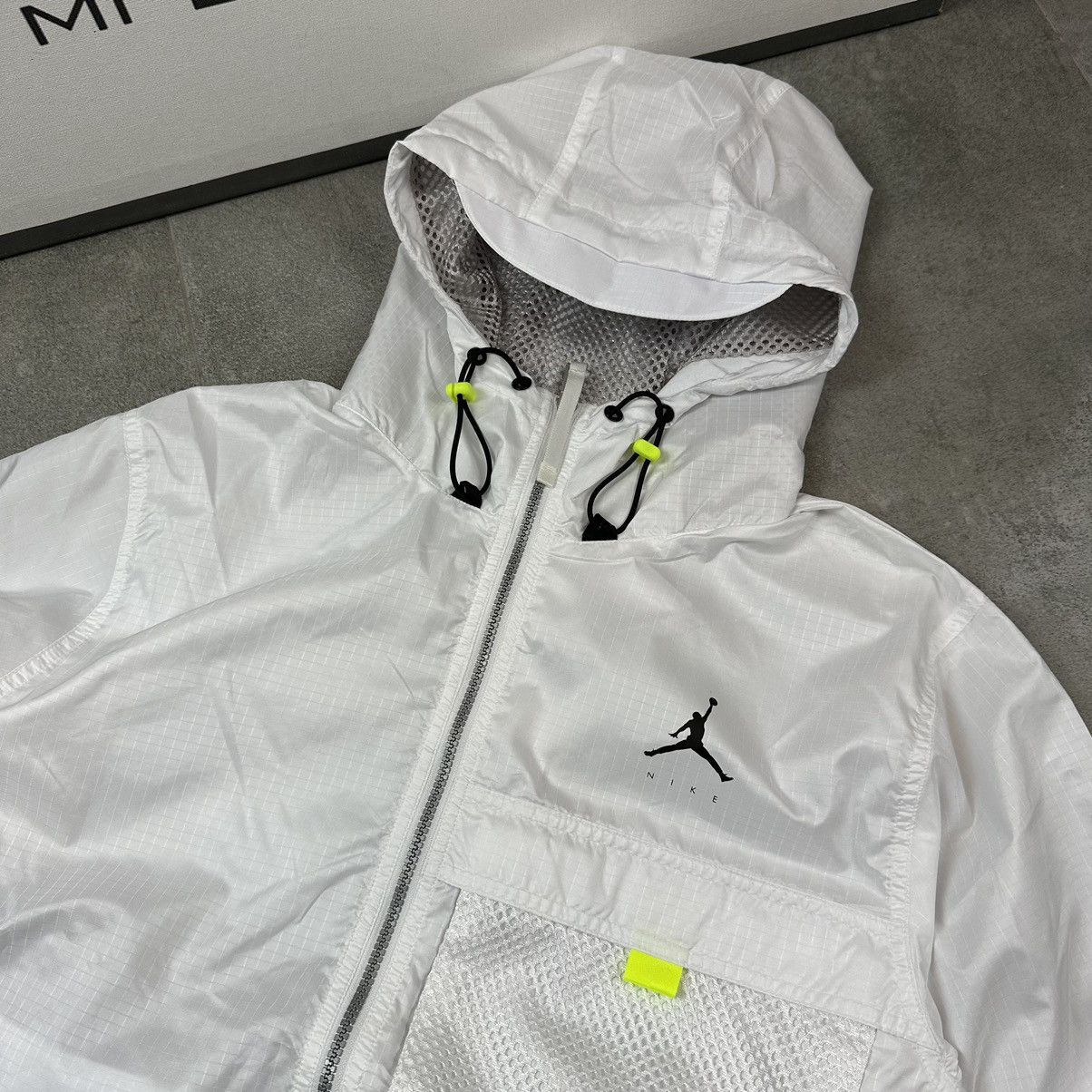 Jordan Brand × Nike × Streetwear Nike Air Jordan 23 jacket bag M white ...
