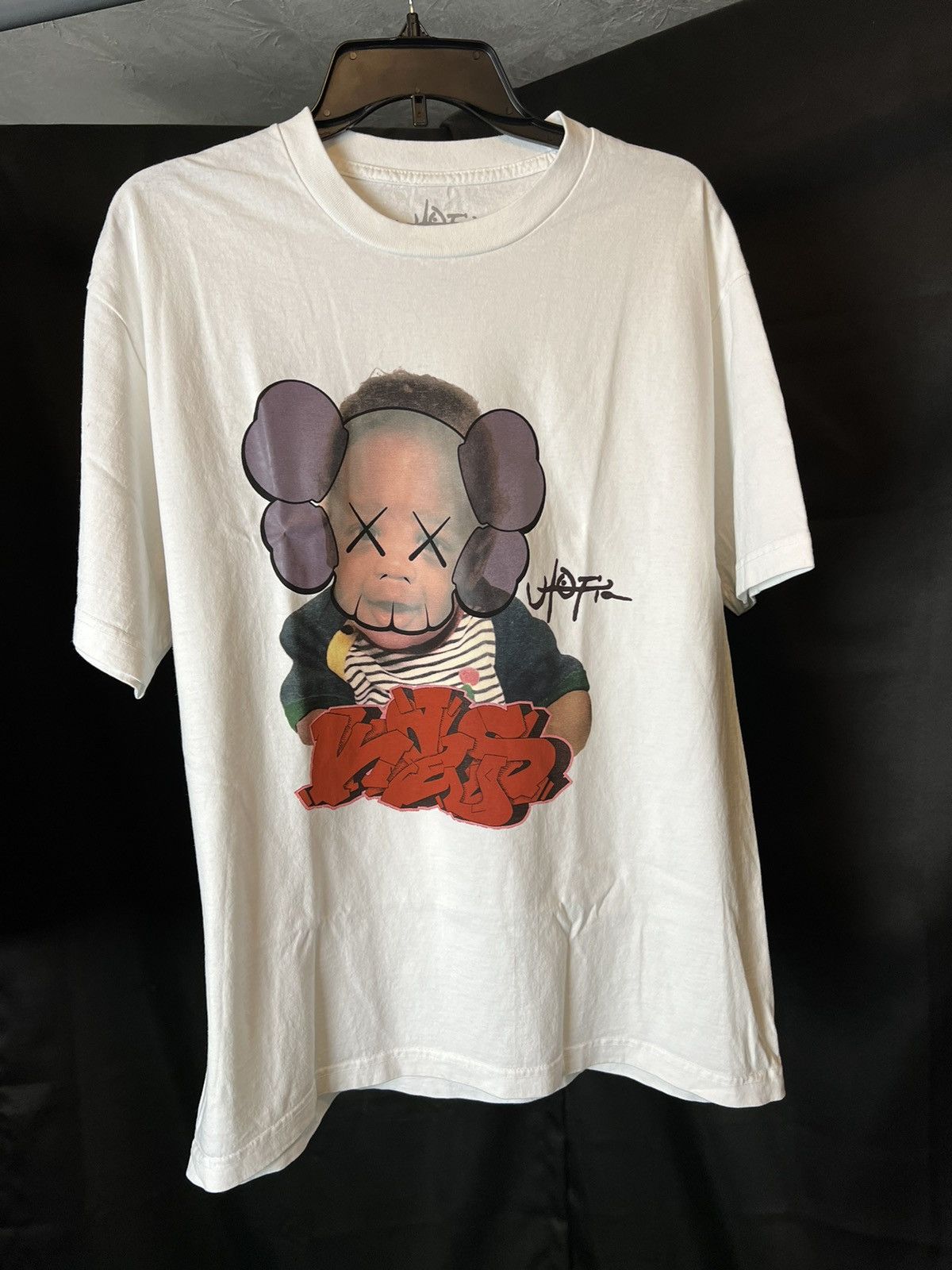 Kaws × Travis Scott Travis Scott Utopia x Kaws Tee | Grailed