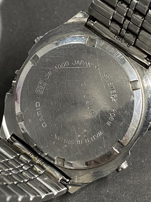 Vintage Rare Vintage CASIO DW-1000 Japan Digital Men’s Watch. | Grailed