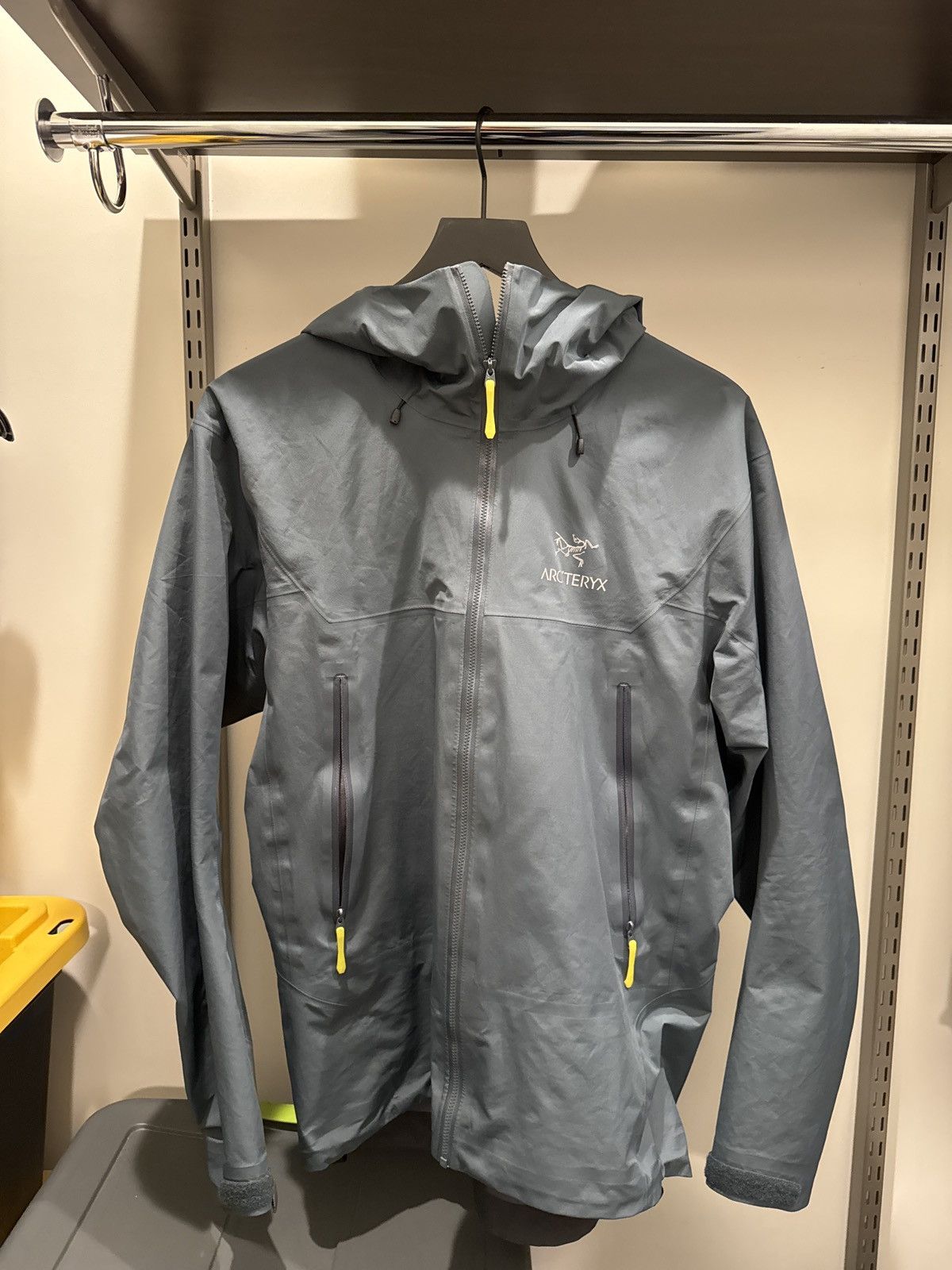 Arc'teryx Arc’teryx Beta LT Pro Shell | Grailed