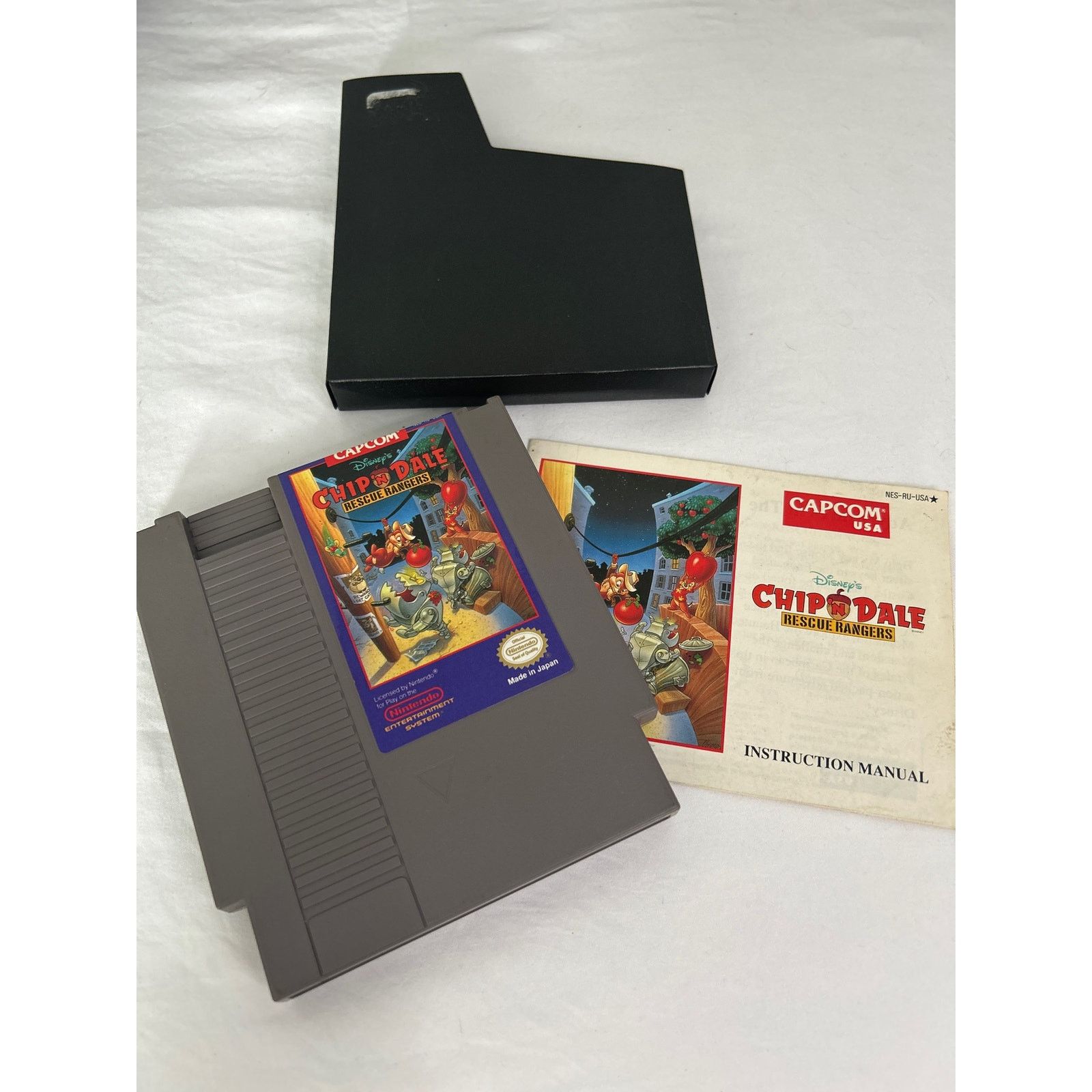 Nintendo Disney’s Chip n Dale Rescue Rangers Official Nintendo NES ...