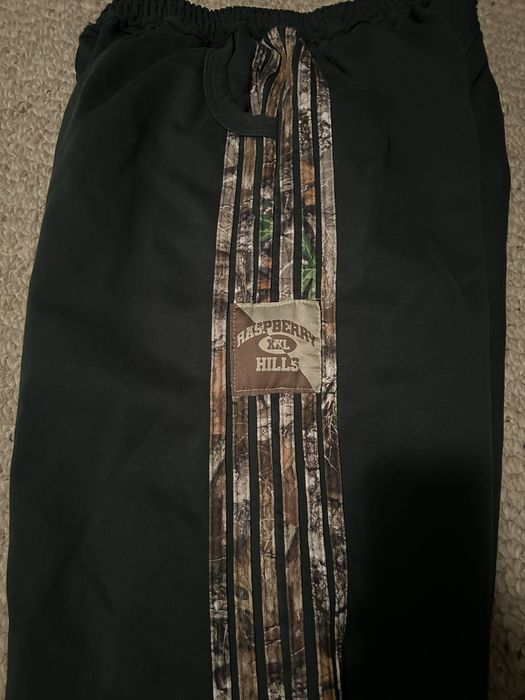 Streetwear GV Gallery Raspberry Hills John Deere Sweats | Grailed