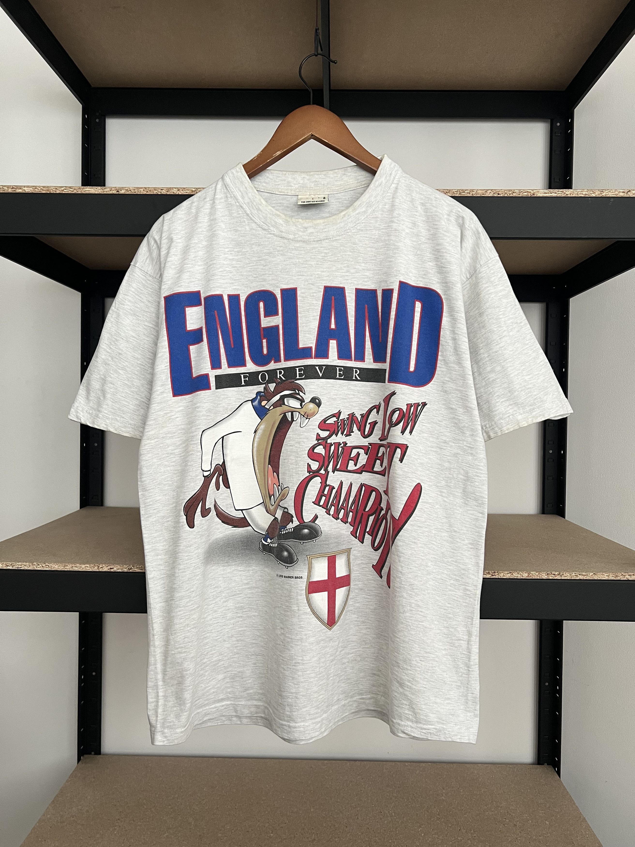 Streetwear × Vintage × Warner Bros Vintage 1995 Taz England Fan Soocer ...