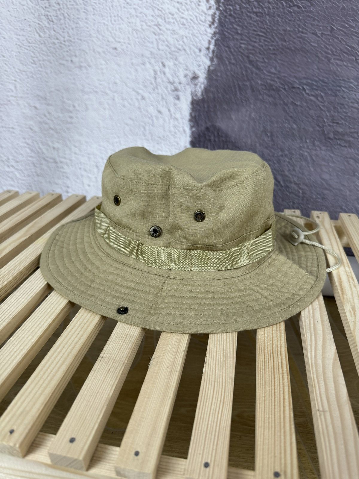 Military × Streetwear × Vintage Military vintage tactical field bucket ...