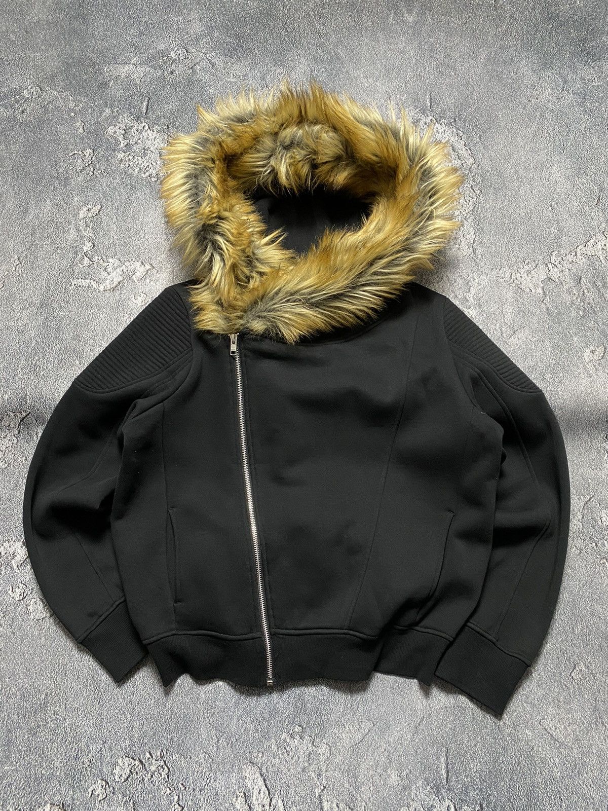 Avant Garde × Japanese Brand × Streetwear VNTG Y2K Japanese Mega Fur Hood Asymmetrical Zip ...