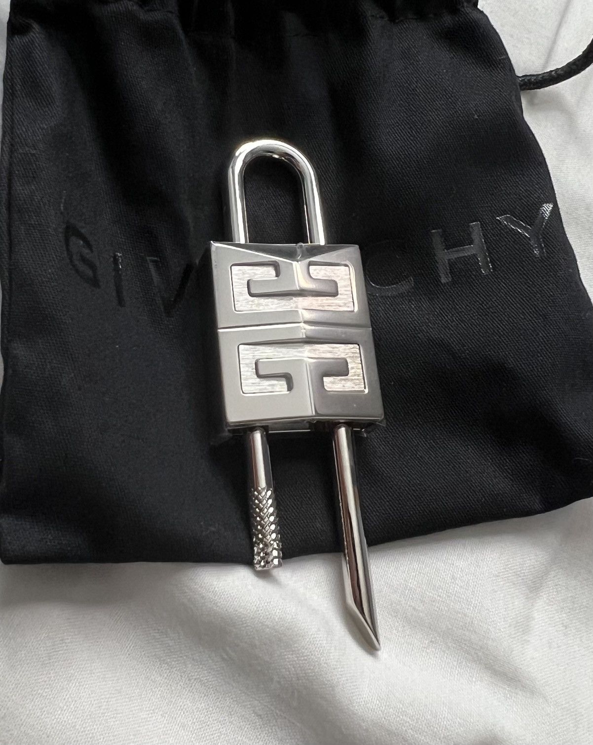 1017 ALYX 9SM × Givenchy × MMW Givenchy by Matthew M Williams 4G ...