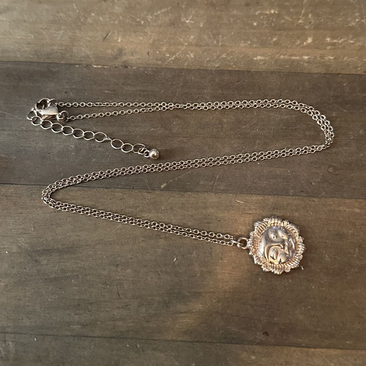 Other Gold tone sun pendant necklace | Grailed