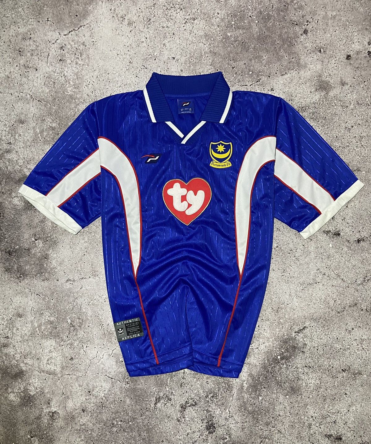 Soccer Jersey × Streetwear × Vintage 2000s Portsmouth FC Kit Vintage ...