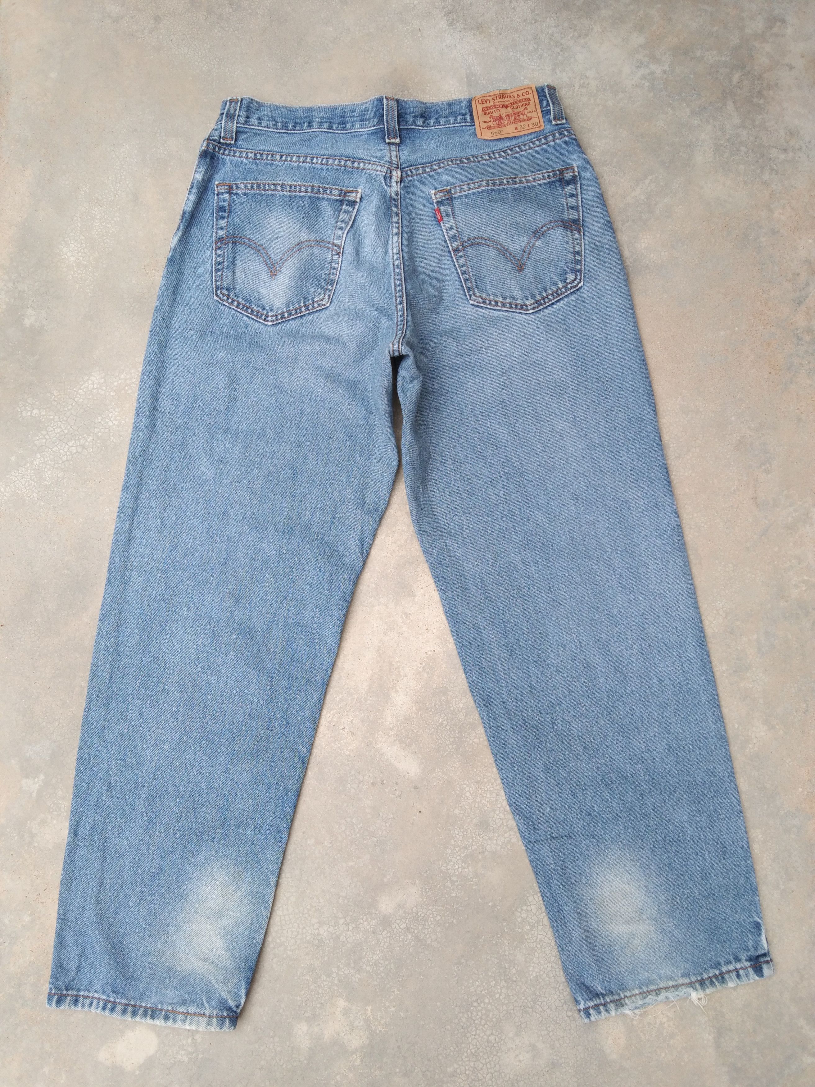 Vintage Vintage Levi's Jeans 560 Loose Fit Baggy 32x29 | Grailed