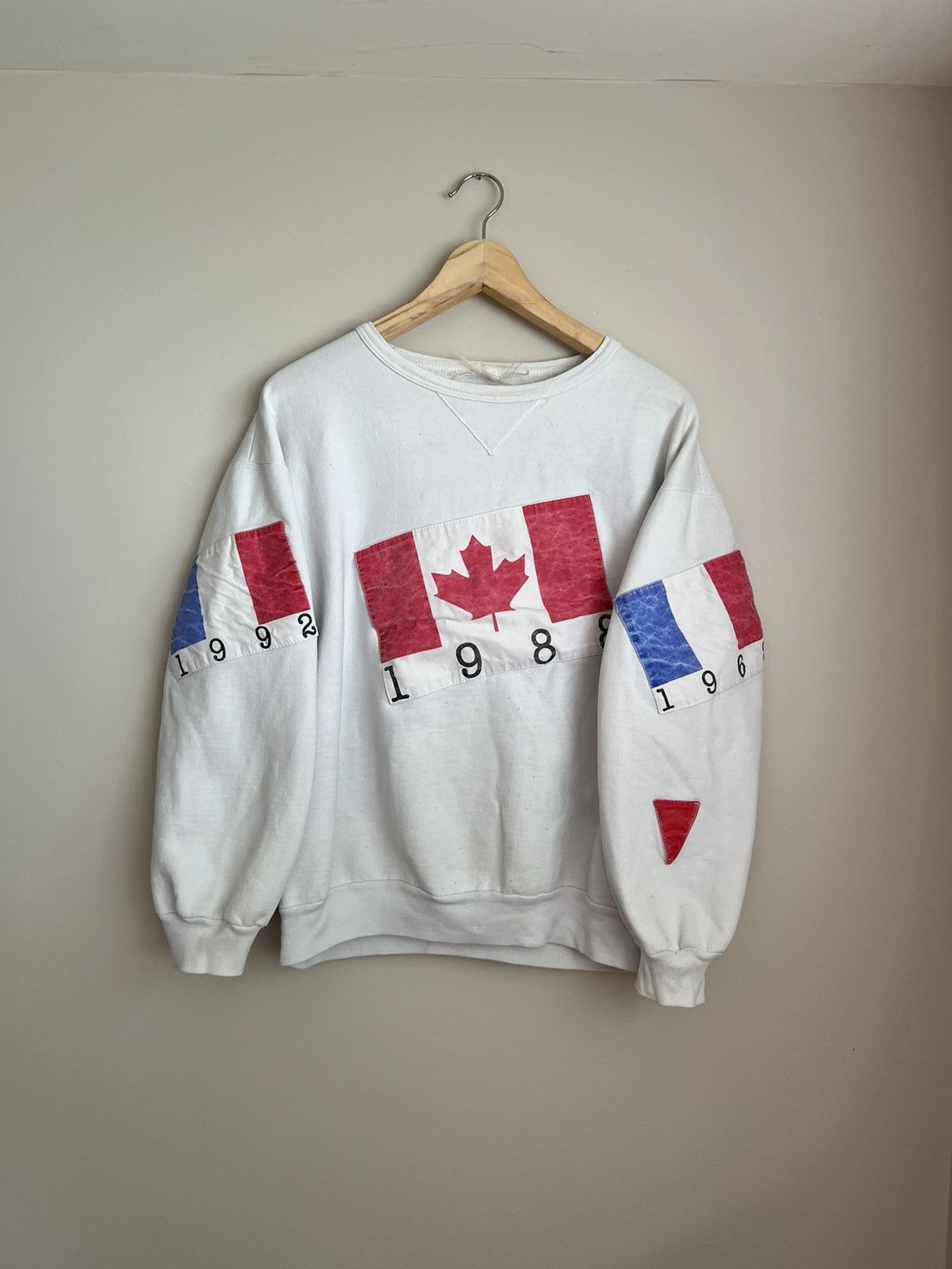 Vintage 90s World Flag Crewneck | Grailed