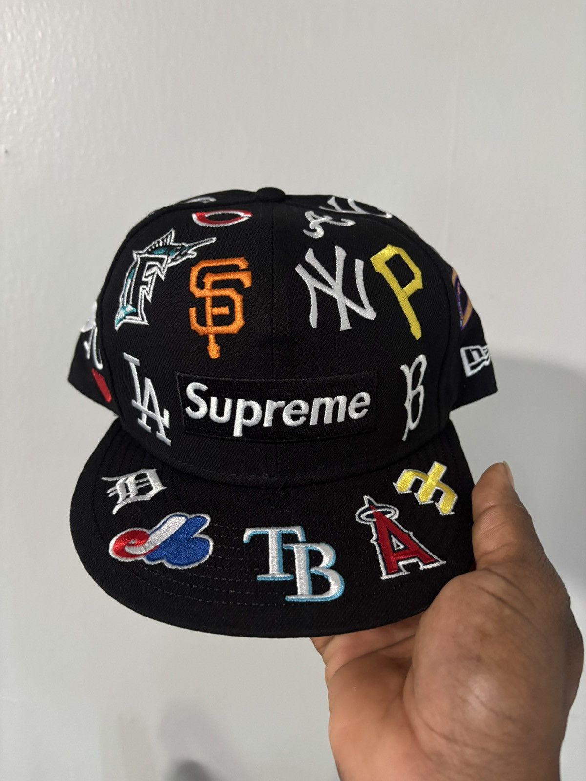 Supreme Supreme x MLB x New Era Black Fitted Hat Size 7 3/8 | Grailed