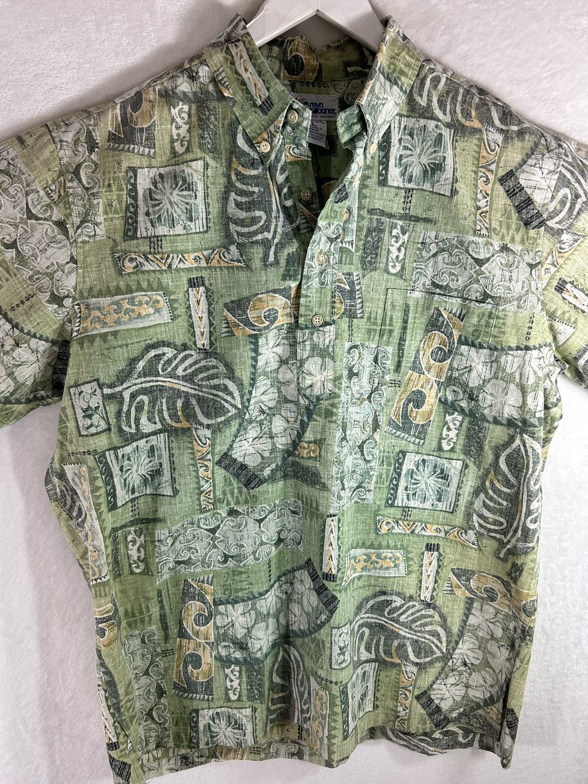 Reyn Spooner Vintage Reyn spooner large green floral Cotton mix | Grailed