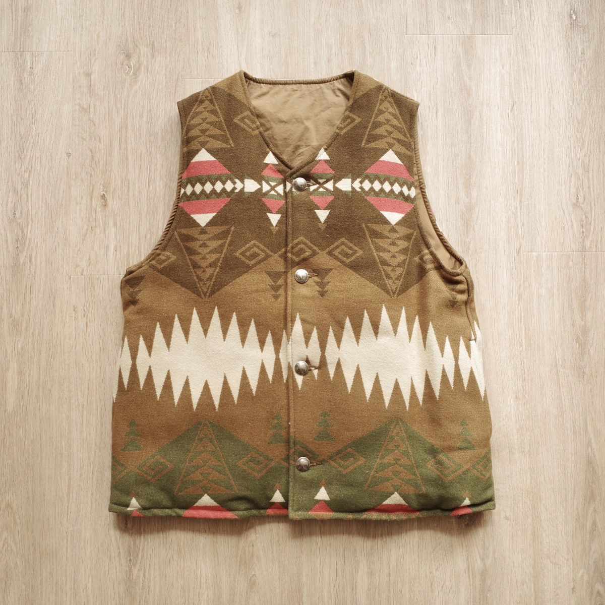 Visvim KORA DOWN VEST NATIVE BLANKET | Grailed