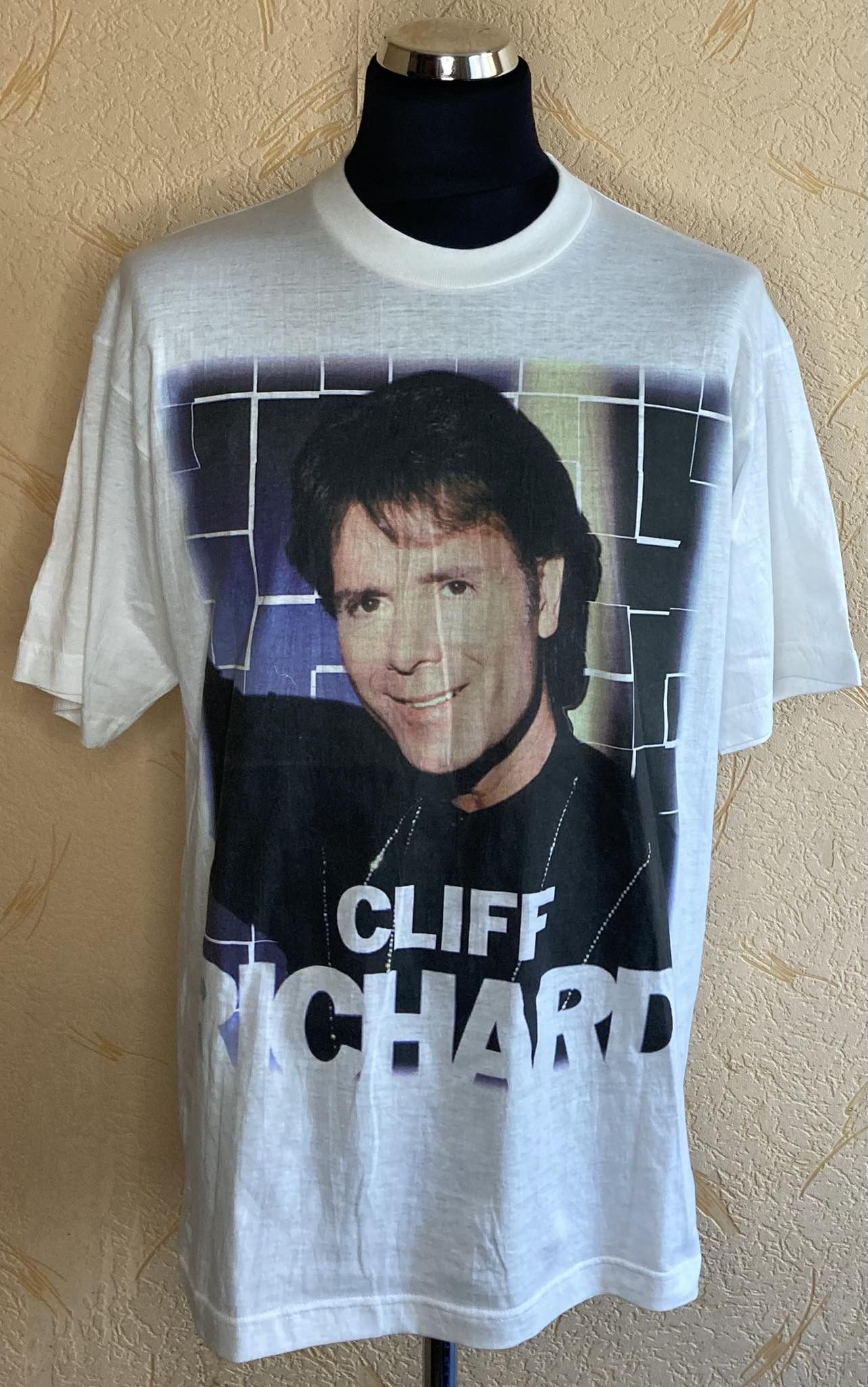 Band Tees × Tour Tee × Vintage Cliff Richard The Tour 93' T-shirt | Grailed