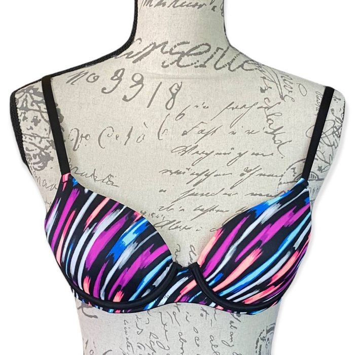 Victoria's Secret Victoria’s Secret Pink Wear Everywhere Lightly Lined Bra 32A | Grailed