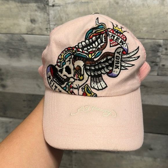 Ed Hardy × Streetwear × Vintage VINTAGE ED HARDY PINK NEW YORK ...