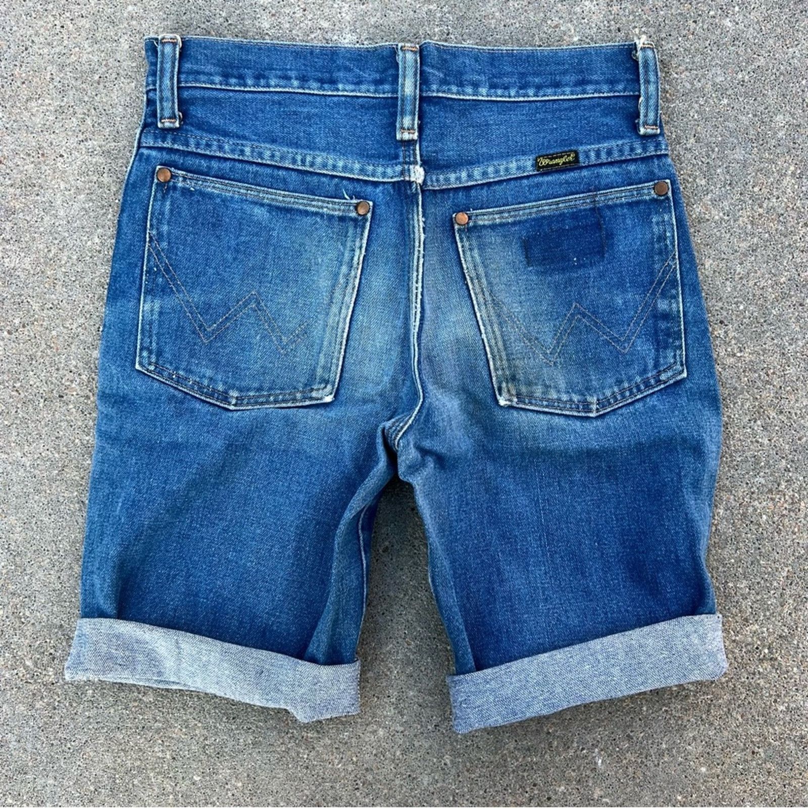Wrangler 80s Wrangler cowboy cut off Bermuda Jean shorts Jorts 29 ...