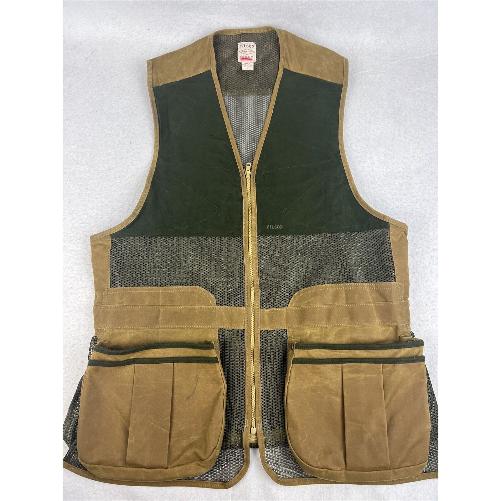 Filson Filson Light Shooting Vest - M - MADE IN USA Dark Tan Olive ...