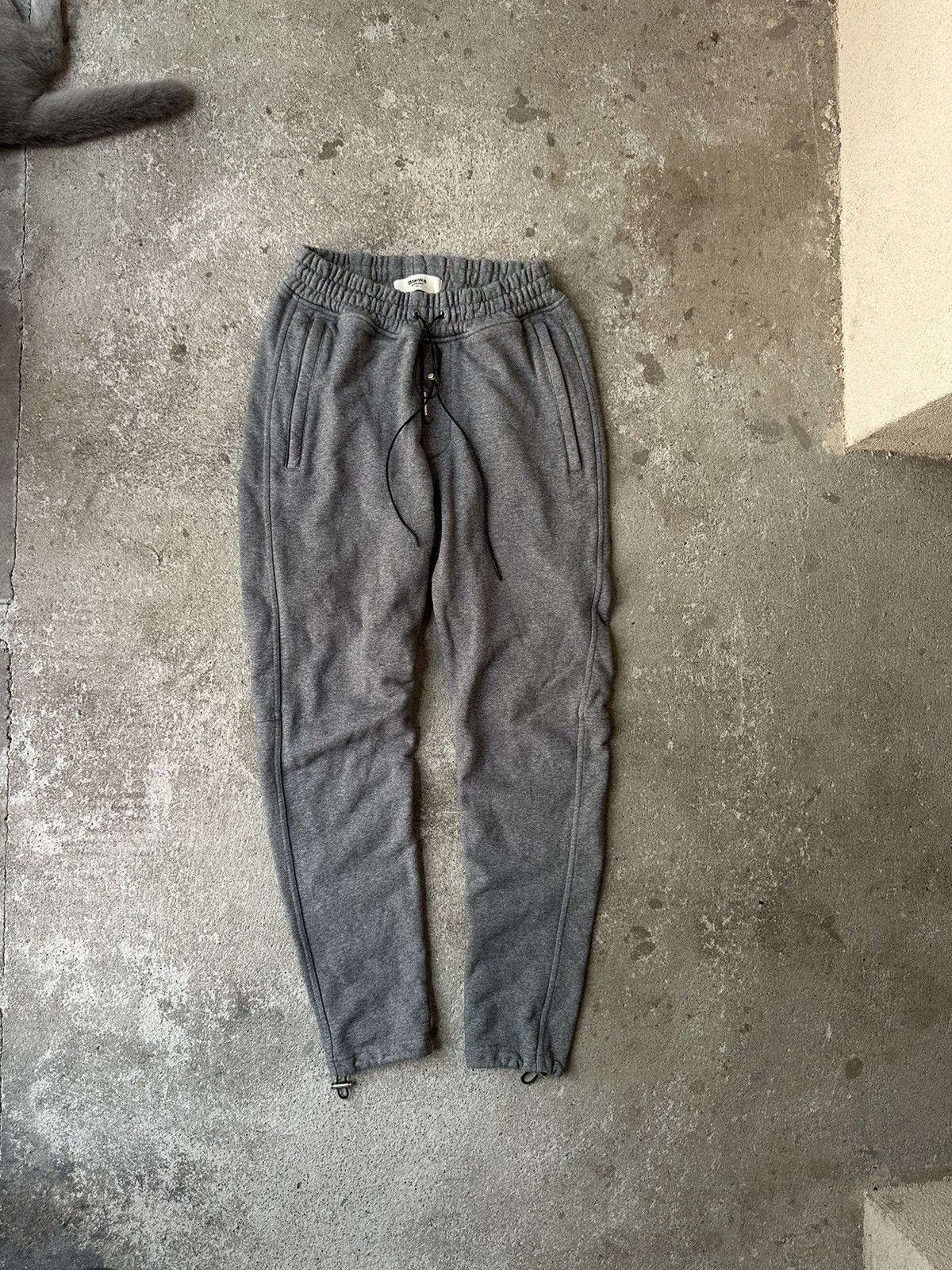 Represent Clo. × Streetwear Represent Clo. Blanks Basic Sweatpants | Grailed