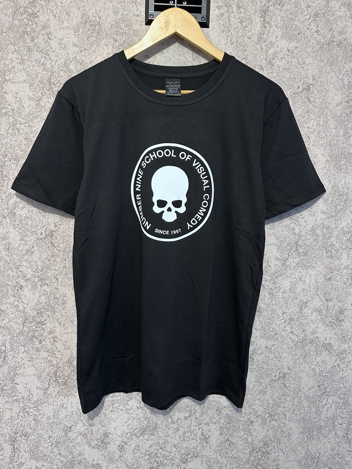 Number (N)ine × Streetwear Number Nine School of Visual Comedy T-Shirt ...